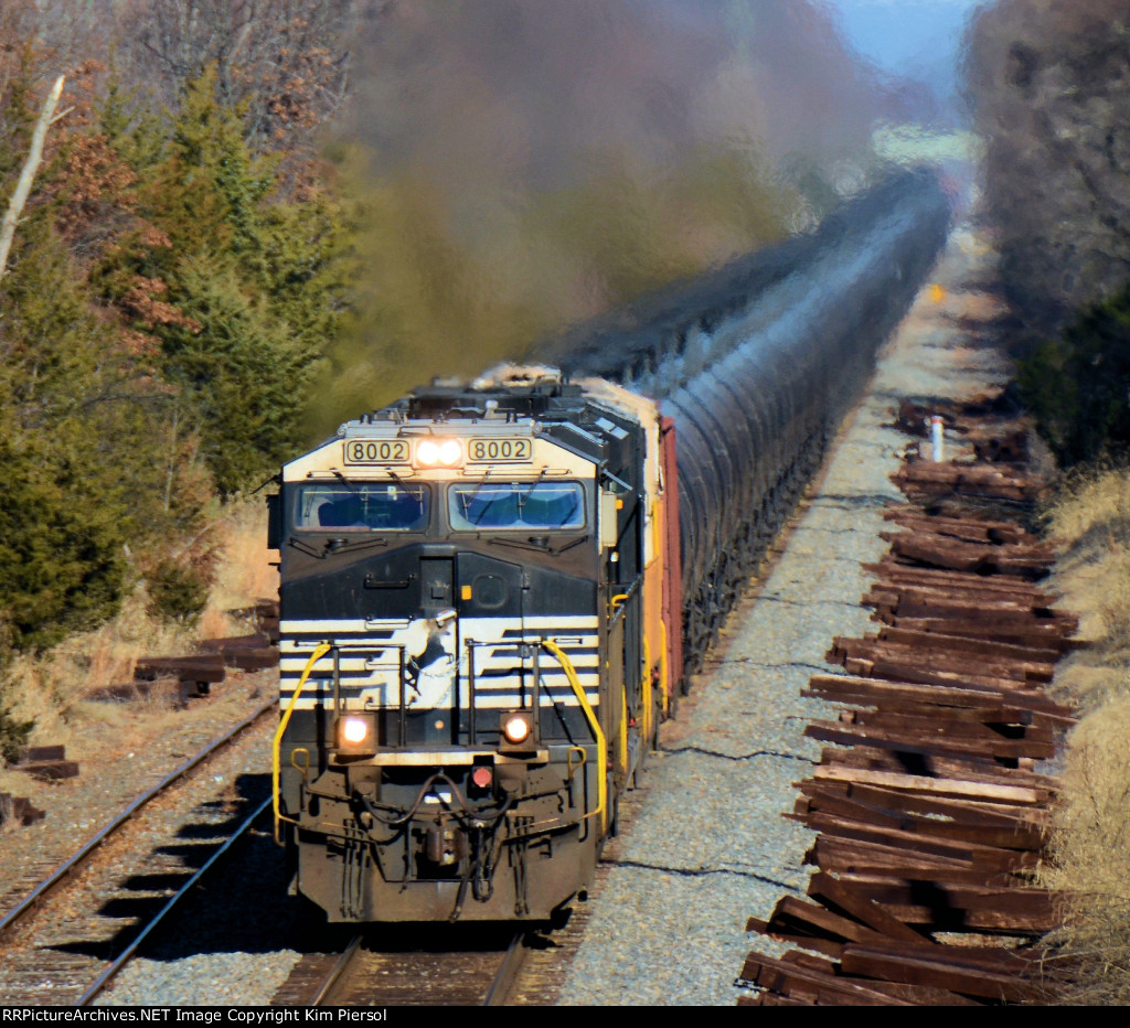 NS 8002 CSX Train K038 Crude Oil Loads